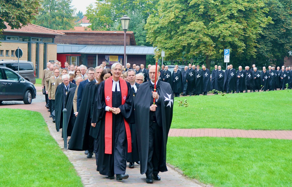 Johanniterorden feiert Rittertag in Wennigsen | Johanniter